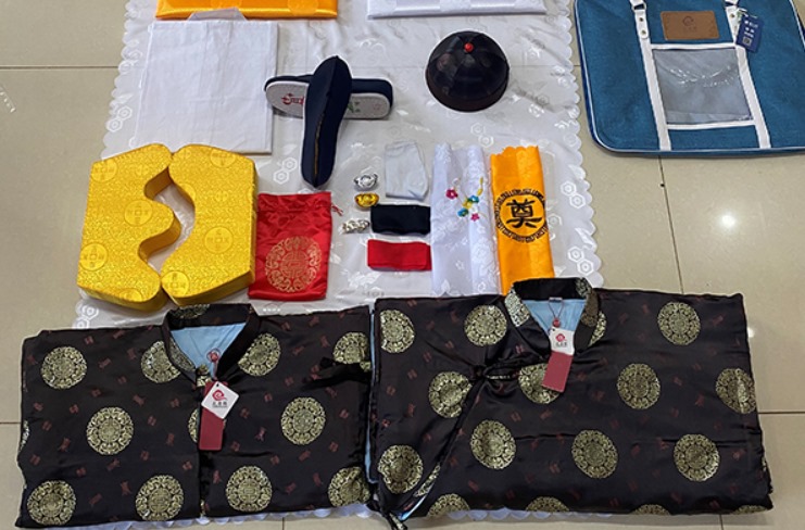 Understanding Joss Paper: A Look at the Different Materials – Funeral ...